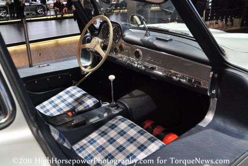 The interior of the Mercedes Benz 300SL | Torque News